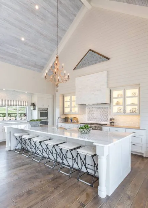 Achieving the Farmhouse Chic Look - Jenkins Design Build